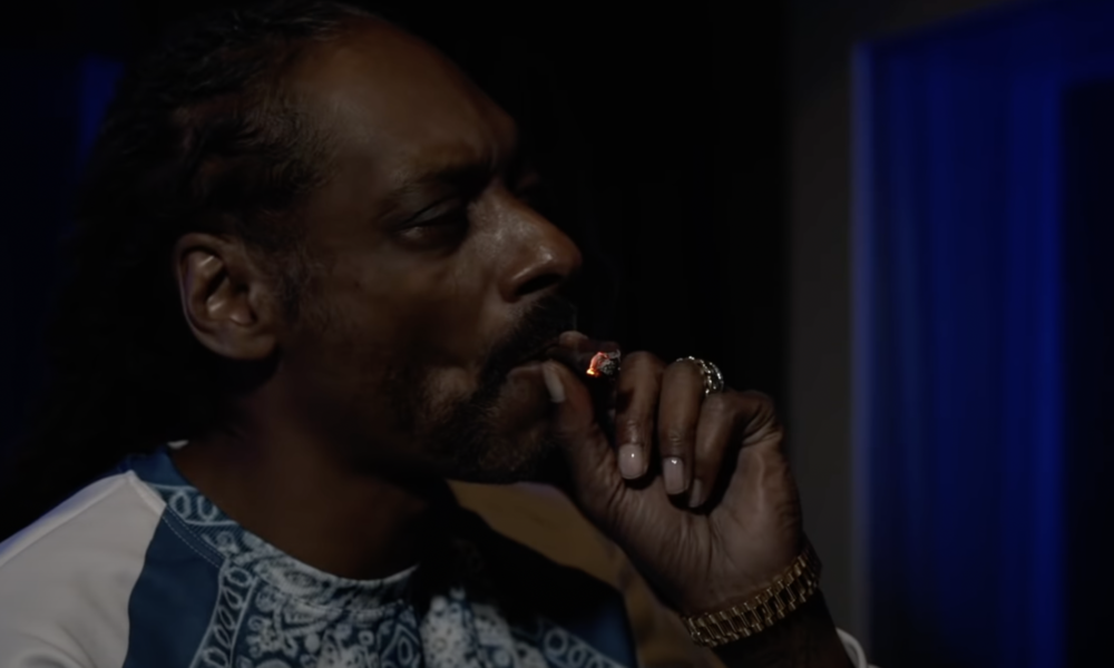 Snoop Dogg - Nipsey Blue (Official Video) - Enveonline